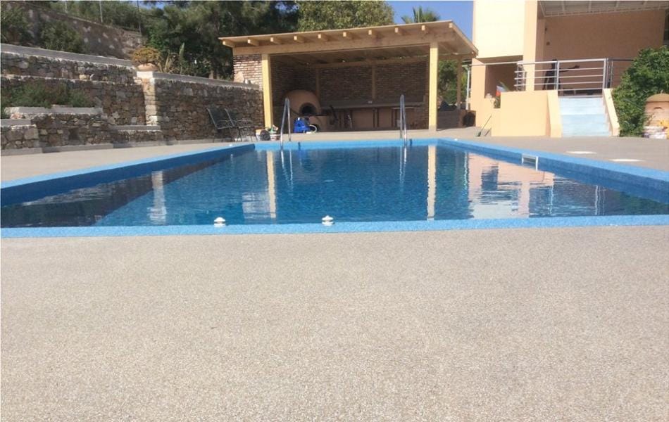Home > Construction of a swimming pool in a house in Chania, Crete with DUROSTICK materials! >